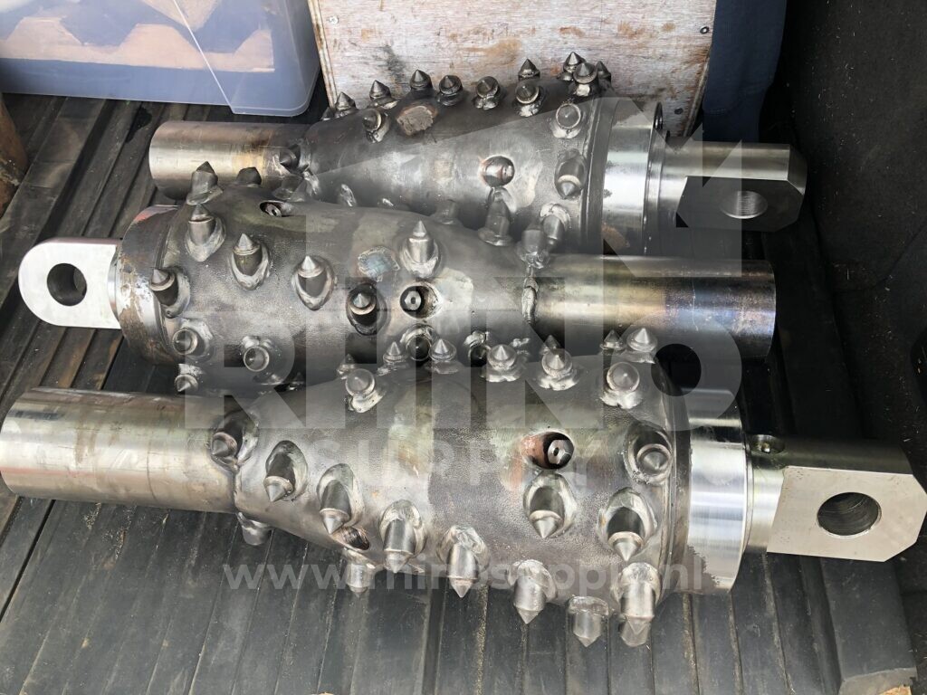 Reamers with integrated pulling swivel – Rhino Supply Drilling Equipment